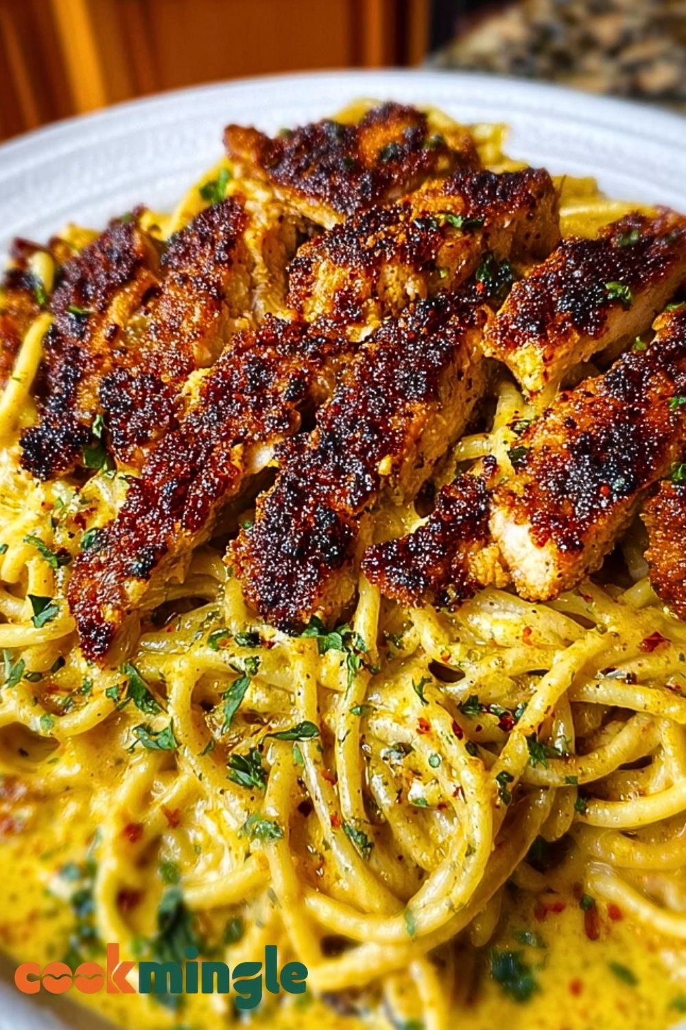 Cajun Chicken Spaghetti in Creamy Garlic Mozzarella Sauce - Cook Mingle
