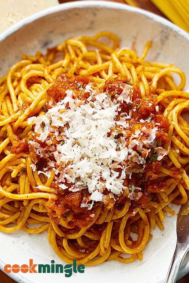 Easy Homemade Pasta Sauce - Cook Mingle
